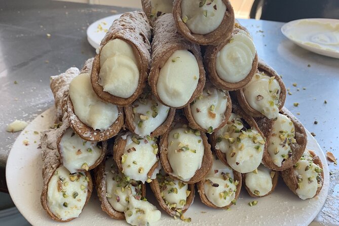 Cook, discover sights, taste food & wine with a chef in Syracuse - What to Expect on the Tour
