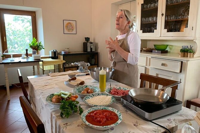 Cooking Class of Local Food in a Tuscan Farm - The Experience: From Garden to Table
