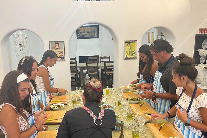 Cooking Class with Private Chef - prepare & enjoy local menu - Key Points