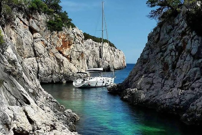 Daily sailing trip in the Orosei coves with lunch - The Itinerary Breakdown