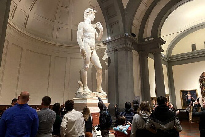 David & Accademia Gallery Florence Private Tour with Local Guide - A Closer Look at the Experience
