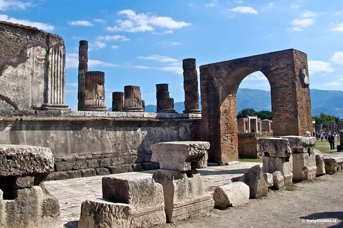 Day tour Naples Vesuvio Pompei - An In-Depth Look at the Tour Experience