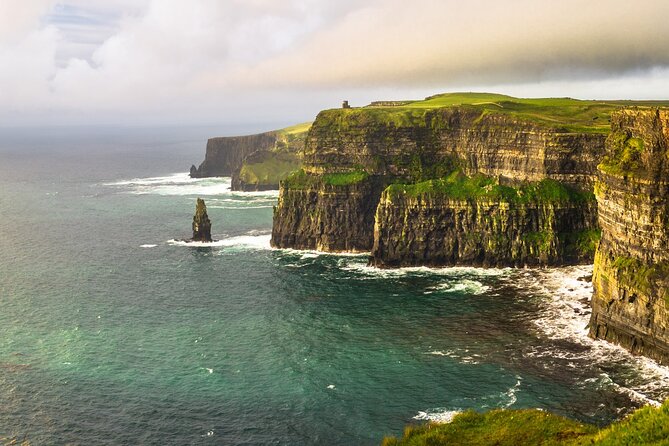 Day trip to Cliffs of Moher & Bunratty Castle and Ennis - The Itinerary Breakdown: What to Expect