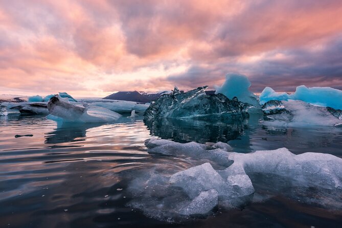 Diamond Beach & Jökulsárlón Floating Glacier Guided Day Tour - Comfort, Transportation, and Value