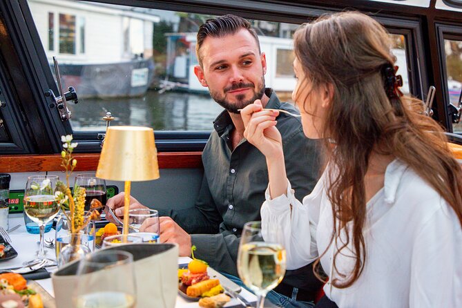 Dinner Canal Cruise Amsterdam: 4-Courses Including Drinks - An In-Depth Look at the Experience