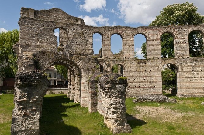 Discover Bordeauxs most Photogenic Spots with a Local - Who Will Love This Tour?