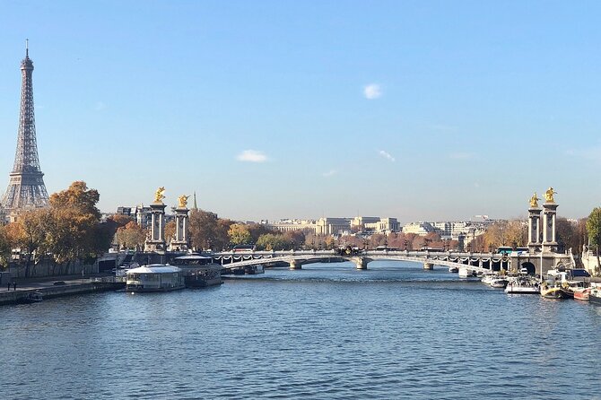 Discover Paris most Photogenic Spots with a Local - Why Choose This Photography Tour?