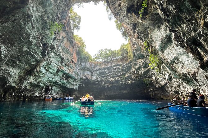 Dream Tour: Melissani Lake, Drogarati Cave, Myrtos (viewpoint) - A Deep Dive into Kefalonia’s Most Famous Sights