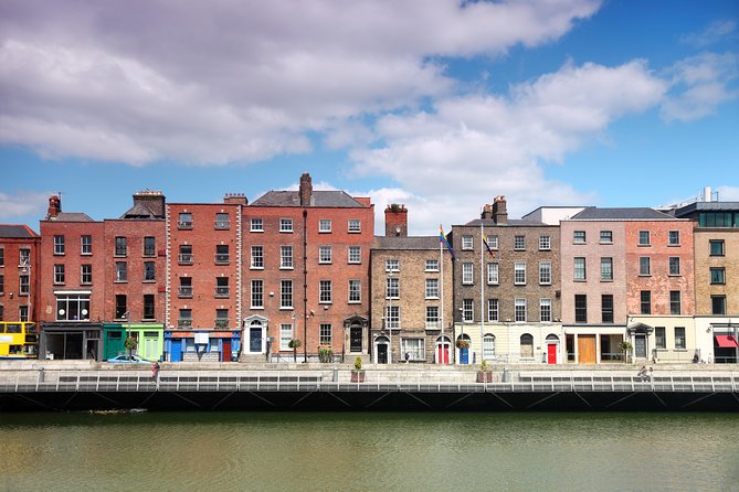 Dublin Hop-on Hop-off Bus Tour - Live Tour auf Deutsch - Discovering Dublin with the DoDublin German Tour