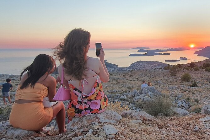 Dubrovnik Sunset Tour with Wine Tasting - What You’ll Experience