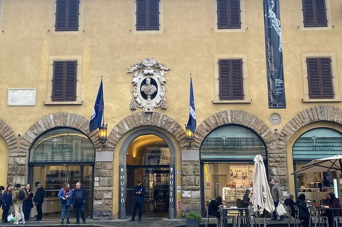Duomo Climb and Baptistry Museum Crypt Cathedral Entrance Tickets - An In-Depth Look at the Tour Itinerary