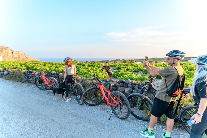 E-Bikes Rental in Santorini - The Route: What to Expect on Your Tour
