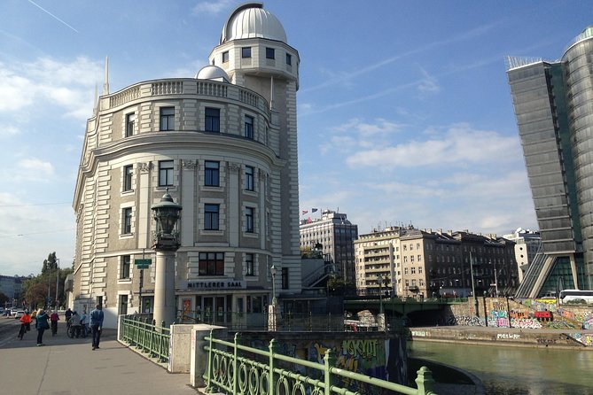 eBike for explorer Vienna 60min with Guide - ride the bike for the whole day - The Itinerary and What to Expect