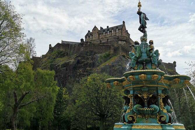 Edinburgh Old Town Private Self-Guided Tour - The Basics of the Edinburgh Old Town Self-Guided Tour