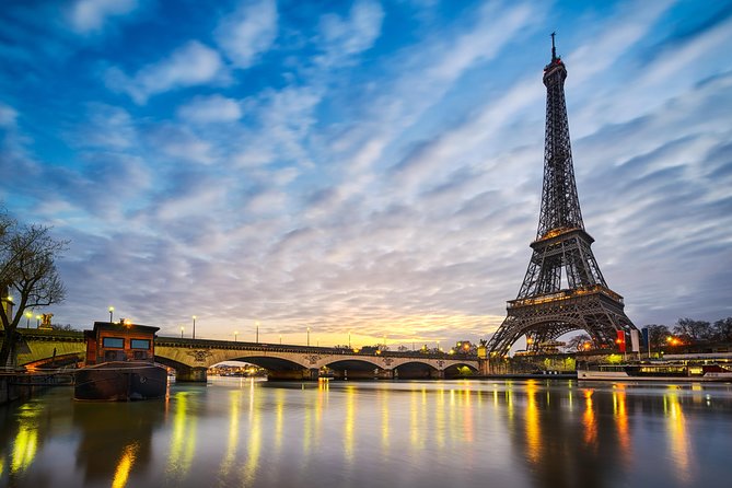 Eiffel Tower Access to 2nd Floor and Summit option with Host - The Itinerary in Detail