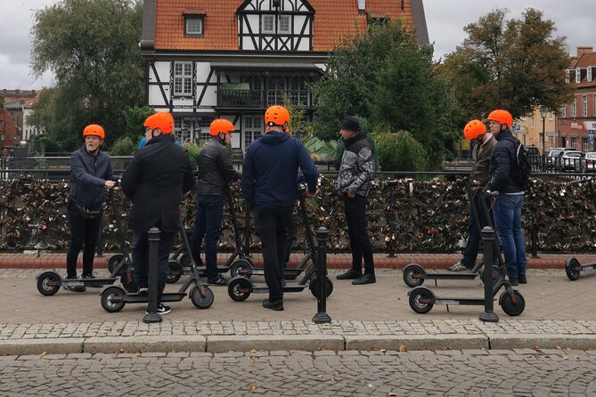 Electric Scooter Tour: Full Tour (Old Town + Shipyard) - 3-Hour - Exploring Gdansk on Electric Scooters