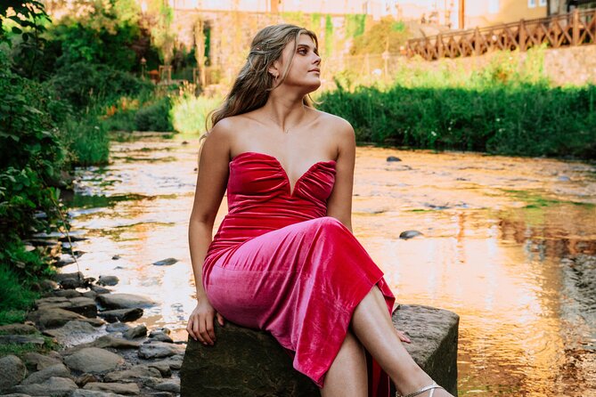 Elegant Professional Private Photoshoot Tour in Edinburgh - Authentic Experiences and Genuine Insights