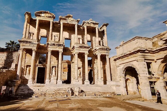 Ephesus and Terrace houses Tour from Izmir / Cruisers only - Introduction to the Experience