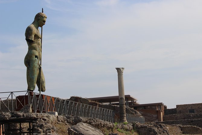 Excavations of Pompeii. Tourist guide and skip-the-line ticket - Why This Tour Offers Good Value