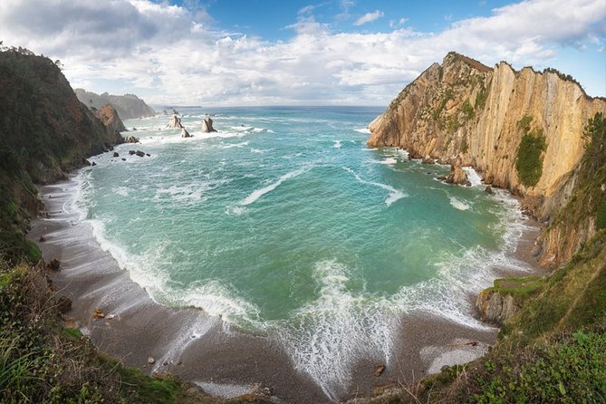 Excursion from Oviedo to the Asturian West Coast of Cudillero - The Starting Point and Logistical Ease
