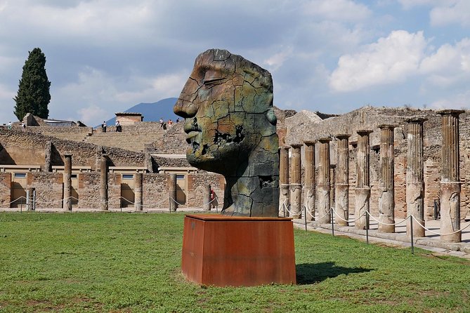 Explore Pompeii & Amalfi in One Day from Naples with Free Time - Exploring Pompeii: A Fascinating Step Back in Time