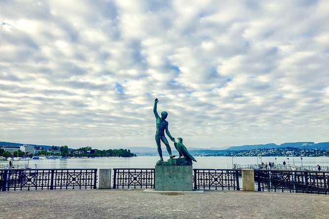 Explore the Instaworthy Spots of Montreux with a Local - A Closer Look at the Experience