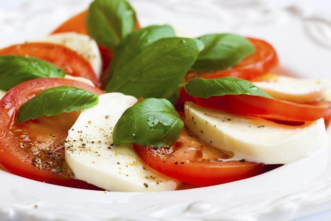 Farm-to-Table Experience: Olive Oil, Garden Tour & Nonnas Lunch - Exploring the Heart of Sorrento’s Food Culture