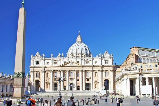 Fast-Access Vatican Museums & Sistine Chapel tour by Tommaso - An In-Depth Review: Navigating the Vatican in Three Hours
