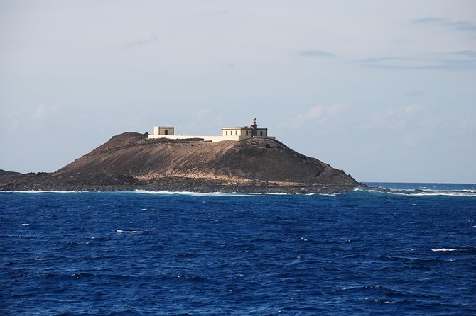 Ferry to Isla de Lobos: round-trip tickets from Corralejo - How the ferry service works