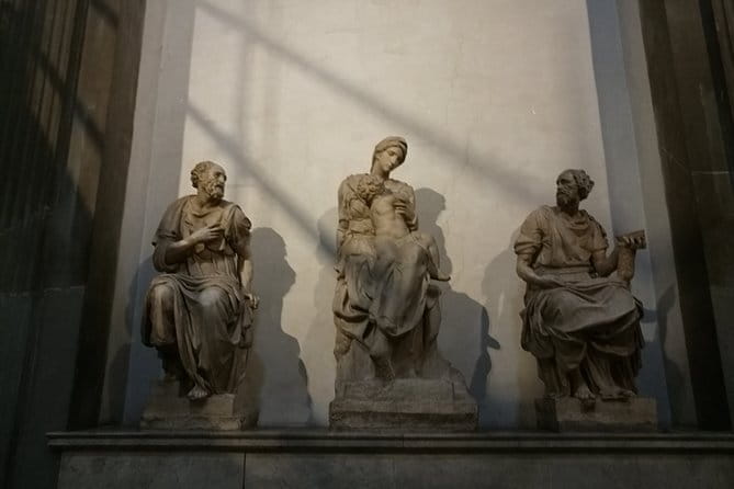 Florence: 1.5 hour Medici Chapels monolingual small-group guided tour - An In-Depth Look at the Itinerary