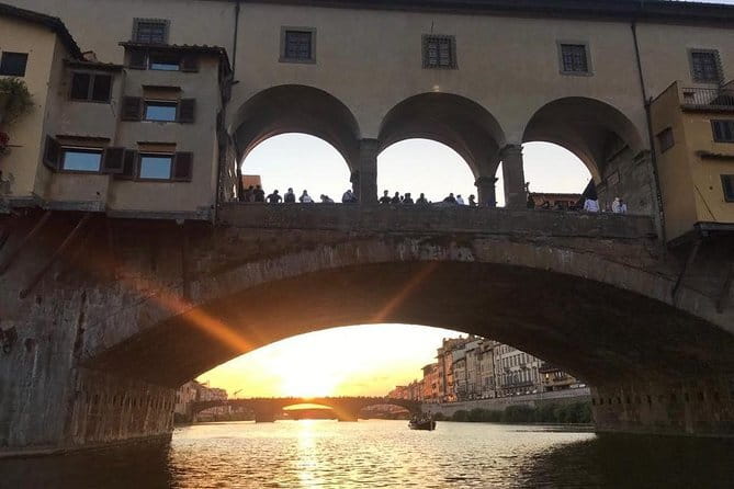 Florence sunset boat cruise with aperitivo - A Closer Look at the Itinerary and Highlights