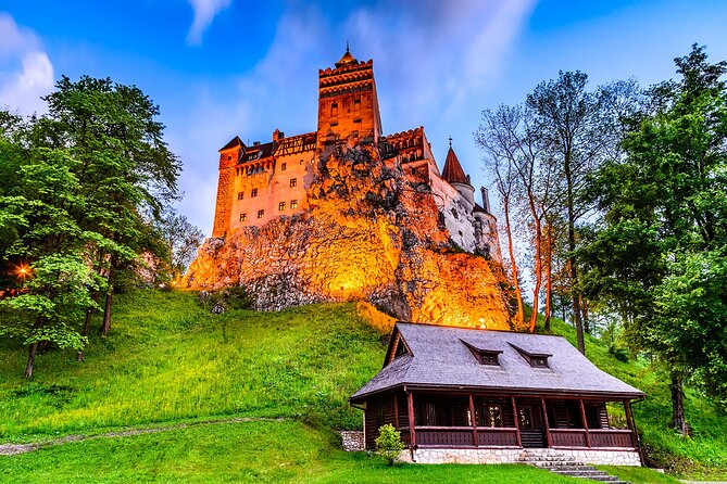 From Bucharest: Dracula's Castle, Peles Castle and Brasov Old Town Full Day Tour - A Closer Look at the Itinerary