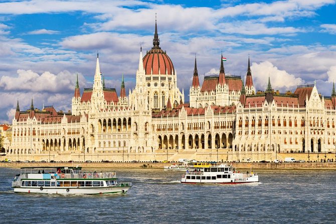Full Day 7 hours Private Budapest City Tour With Lunch and Cruise - A Balanced Look at the Budapest Private Tour