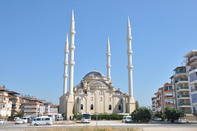 Full-Day Manavgat Waterfall and Canyon Tour with Pick Up - Transportation and Group Dynamics
