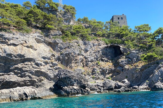 Full-Day Private Guided Boat Tour in Amalfi - A Closer Look at the Itinerary