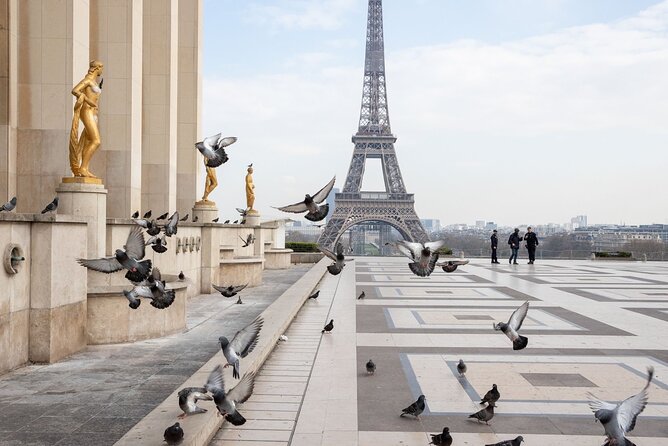 Full-Day Private Tour in Paris with Driver - Exploring the Parisian Landscape: A Closer Look at the Itinerary
