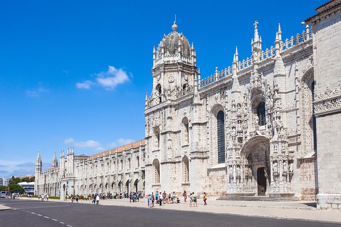 Full Day Private Tour - Lisbon's Heritage and Modernity - Transportation, Timing, and Comfort