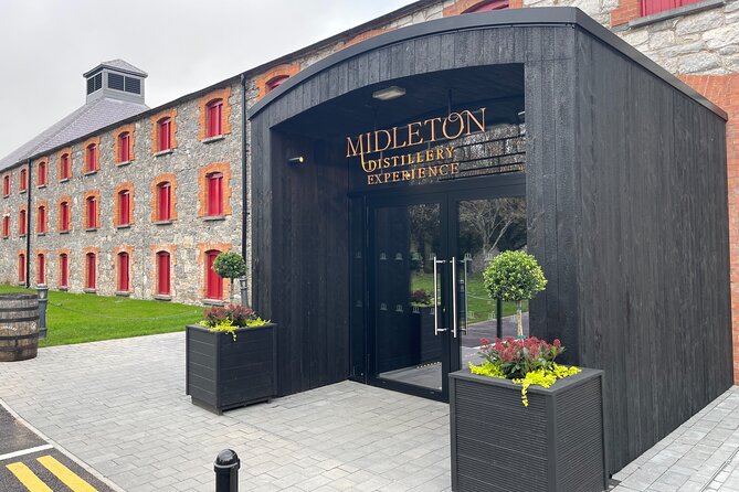 Full Day Private Tour of Jameson Whiskey, Blarney Castle & Cobh - An In-Depth Look at the Tour Experience