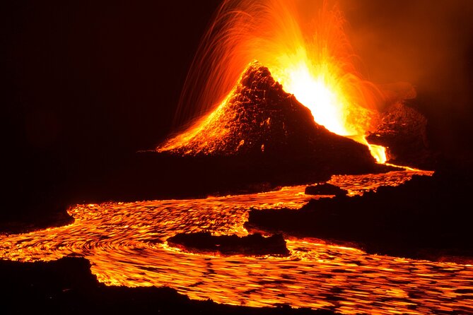 Full Day Private Tour to Active Volcano, Guided Hike and Reykjanes Peninsula - Key Points