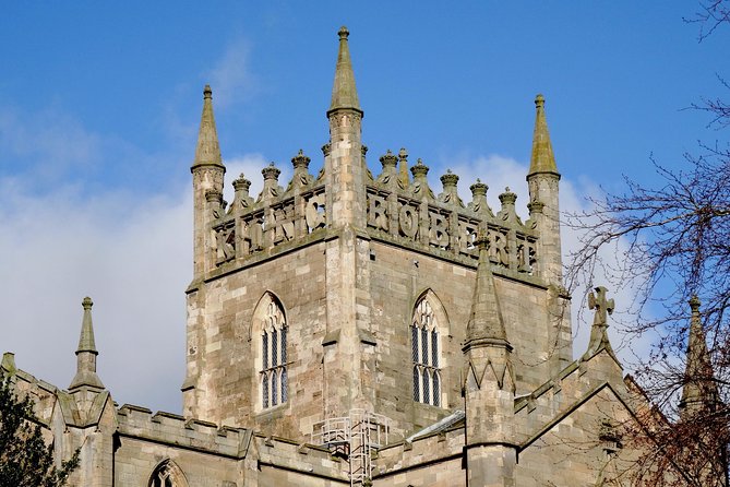 Full Day Tour to St Andrews, Dunfermline & the Fife Coast - The Value of a Private Guided Day Out