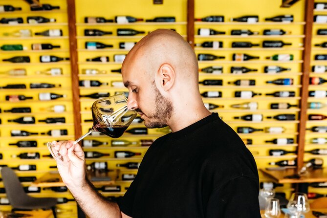 Fun Wine Tasting with the most italian Sommelier in Milan - The Experience in Detail