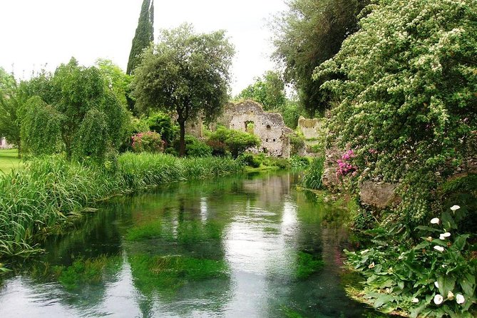 Garden of Ninfa and Sermoneta Day Trip from Rome with Lunch - Discovering Italy’s Quiet Corners: The Itinerary and Experience