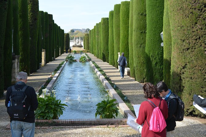 Gardens & Fortress of Catholic Kings Tickets & Tour in English - Experience Breakdown: What to Expect