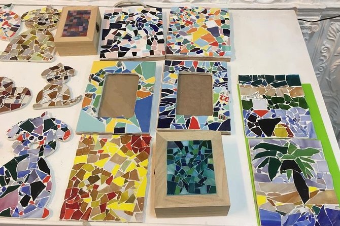 Gaudi Experience: Trencadis / Mosaic Workshop in Barcelona - What to Expect During the Workshop