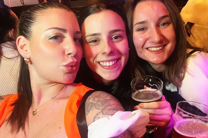 Gay Bar Tour in the Red Light District Amsterdam - A Detailed Look at the Amsterdam Gay Bar Tour