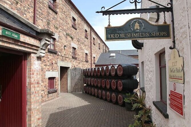Giants Causeway and Belfast 2 Days with Private Chauffeur Tour - A Deep Dive into the Itinerary