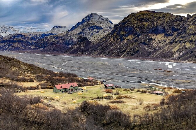 Glacier Express Jeep & Hiking Tour - Local Icelandic Guide - Why Choose the Glacier Express Jeep & Hiking Tour?
