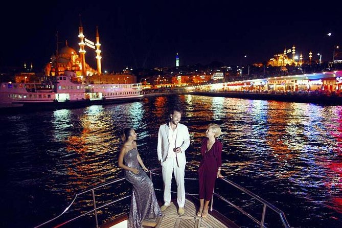 Glamorous Bosphorus (Istanbul Dinner Cruise - Stage Front Table) - The Dining Experience: Turkish Cuisine with a View