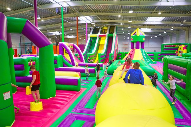 GOjump MEGAPARK Kraków-Sikorki 1h ticket: GOair Inflatable Park - Exploring GOjump MEGAPARK Kraków-Sikorki