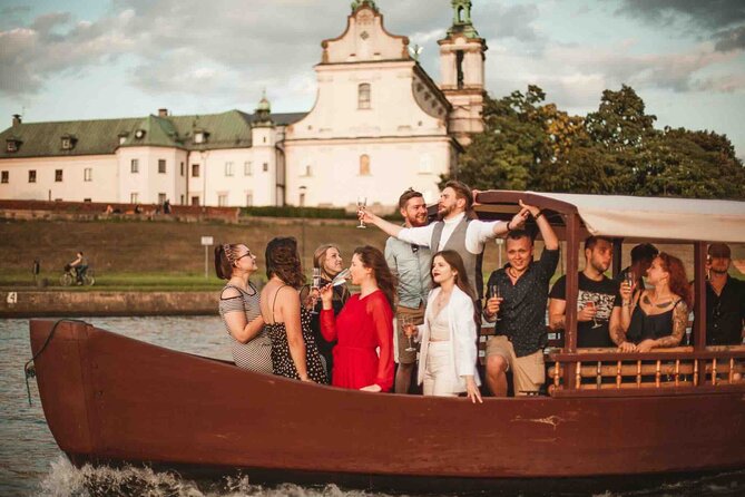 Gondola cruise The Vistula River Krakow private tour up to 12 person - The Itinerary — What to Expect
